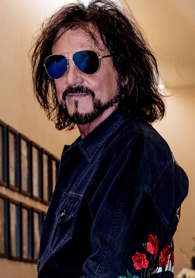 Legendary Musician GREGG ROLIE Returns With First Full-Length Studio ...