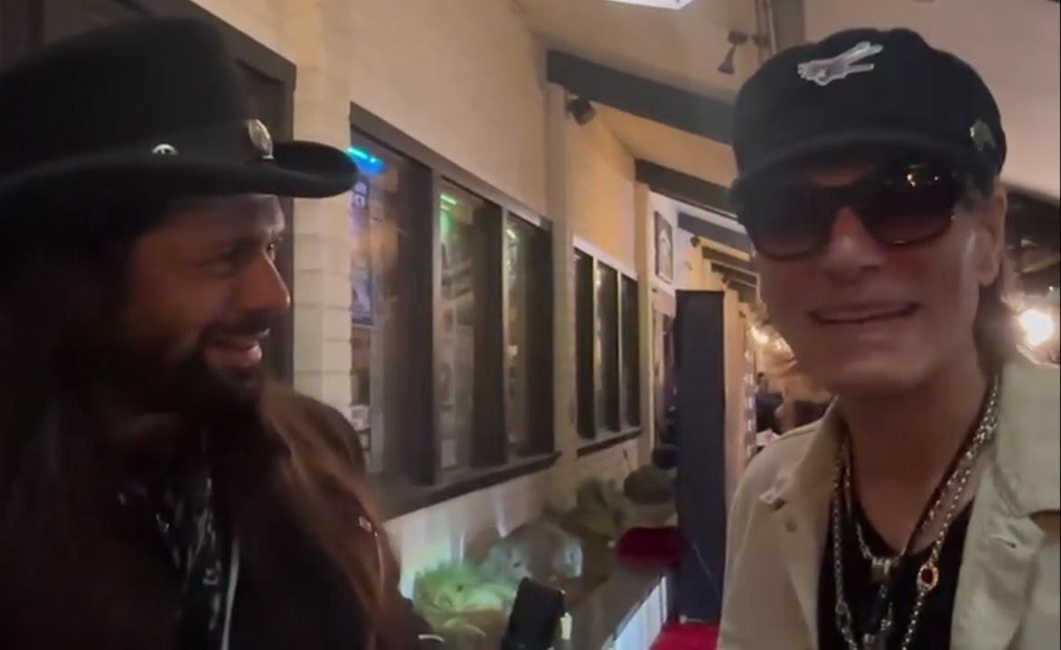 STEVE VAI at Metal Hall Of Fame 2023, Talking about David Lee Roth ...