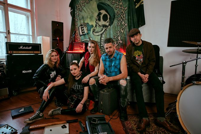 Irish Folk / Celtic Rockers JOLLY JACKERS Release New Album “Welcome to ...